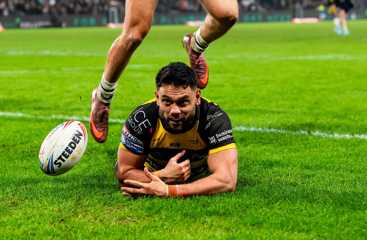 Nofoaluma 'so happy' after two try comeback - rugbyleaguehub.com